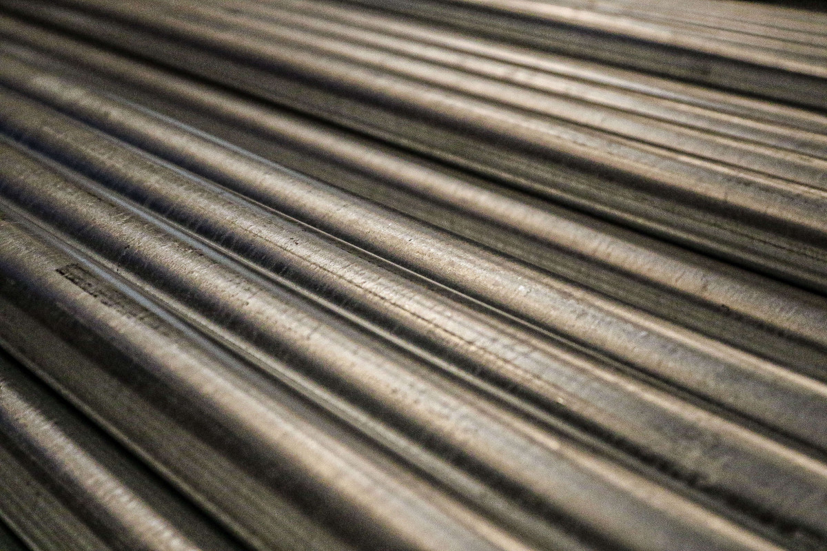 Šivne vroče cinkane cevi